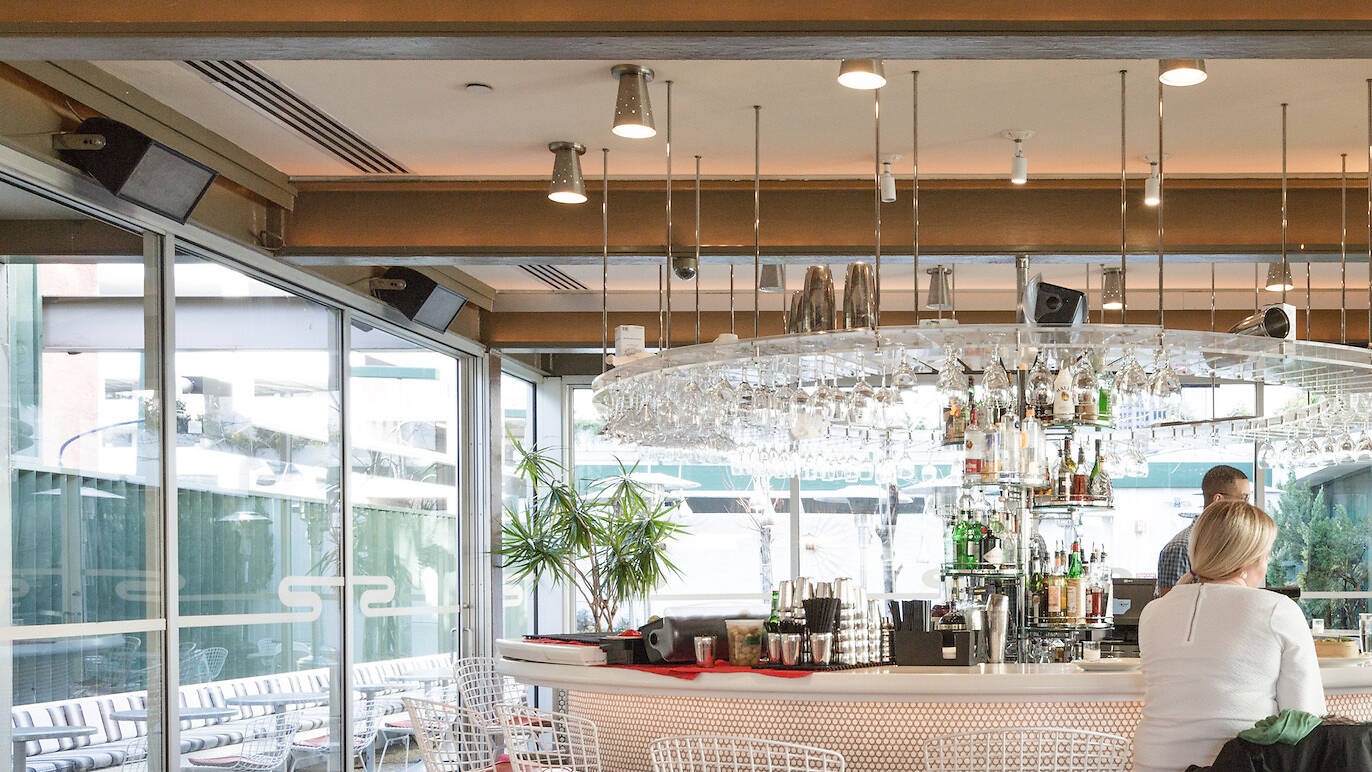 16 Best Rooftop Bars in Philadelphia to Visit This Summer