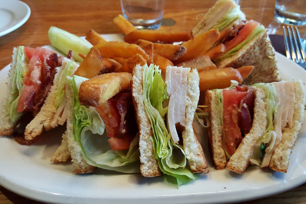 13 Coins | Restaurants in Belltown, Seattle