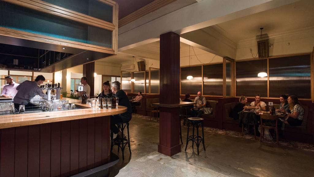 Victoria Hotel | Restaurants in Footscray, Melbourne