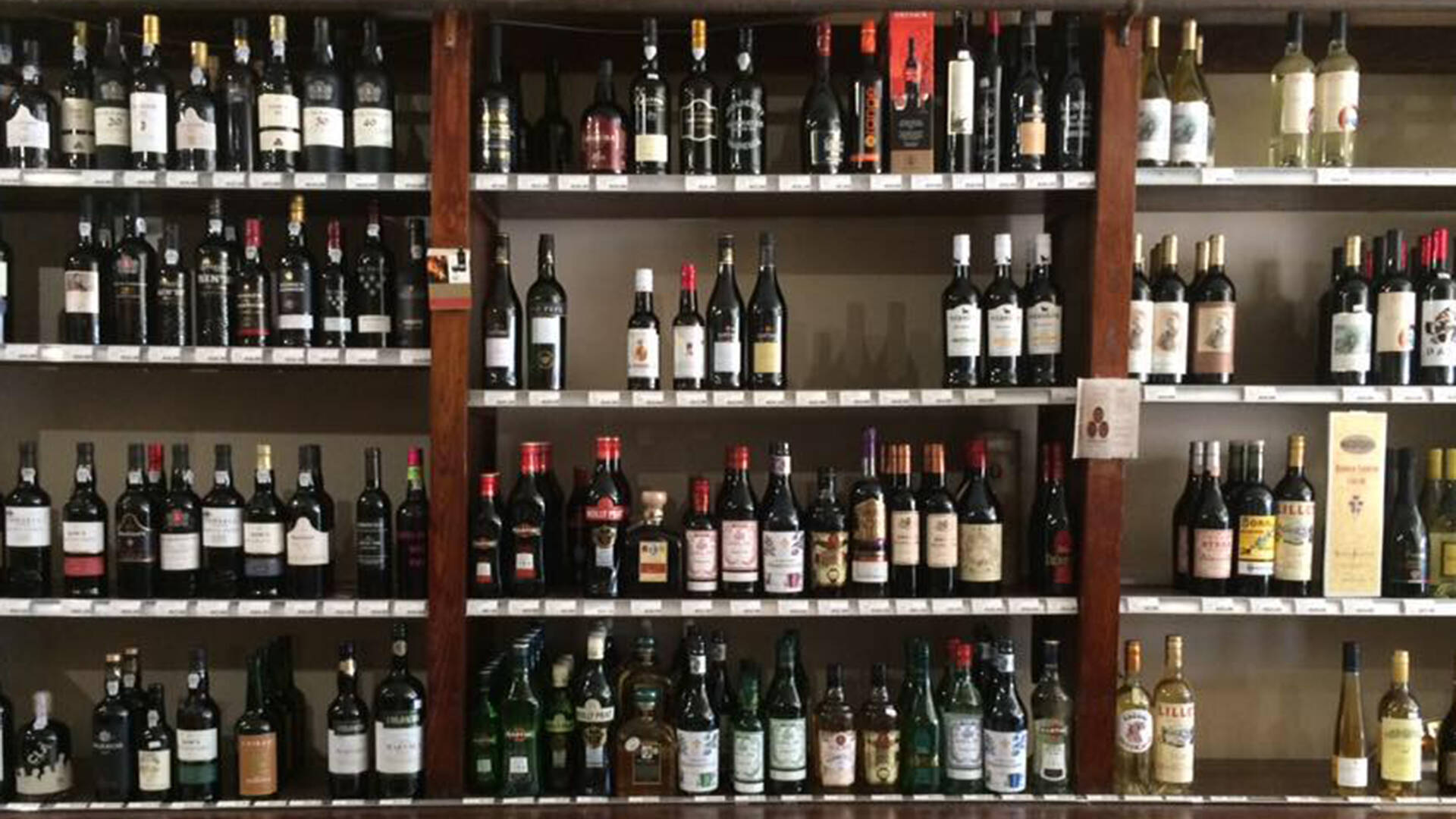 7 Best Liquor Stores to Buy Alcohol in Austin