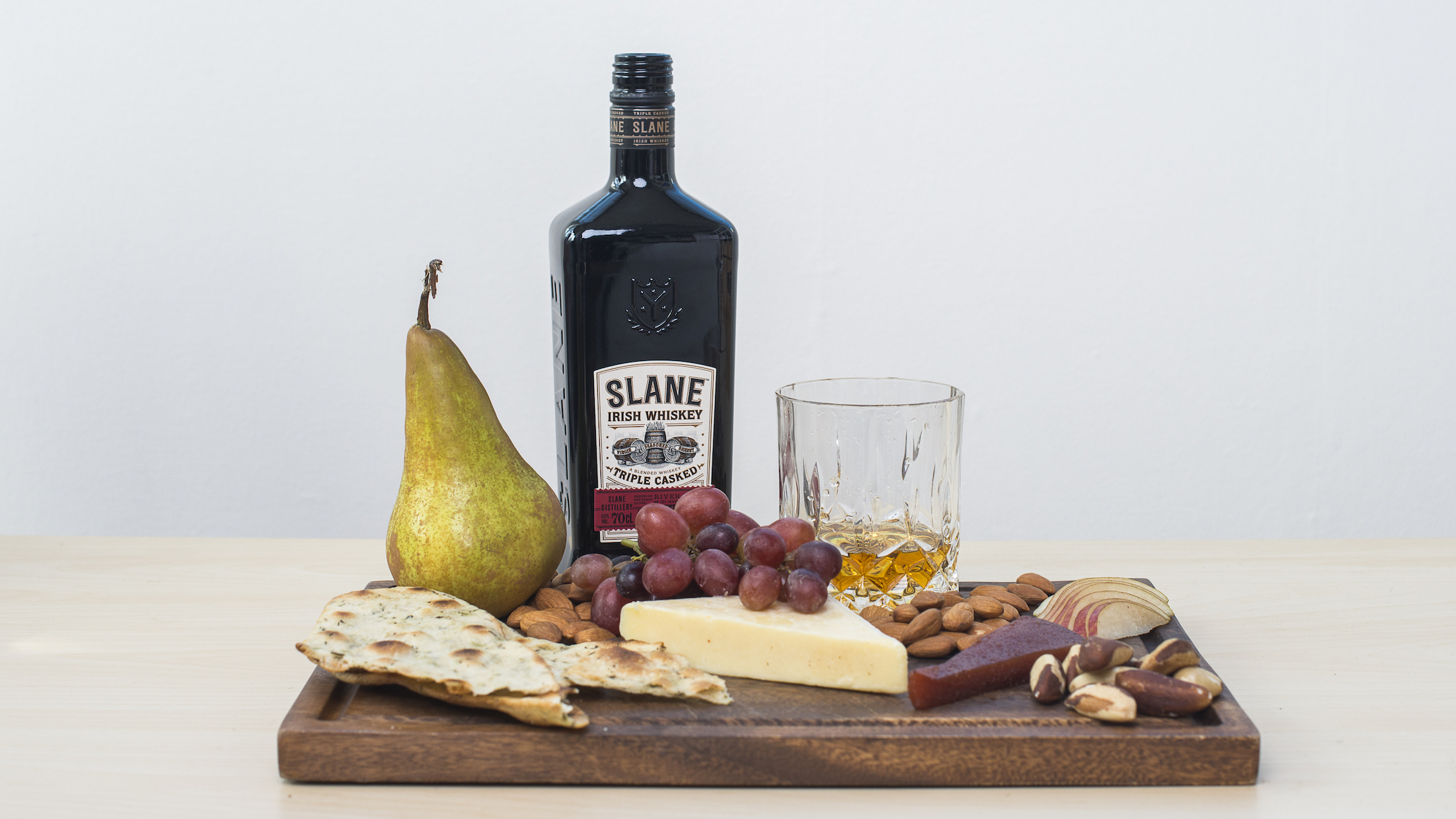 5 whisky and cheese pairings for the perfect night in
