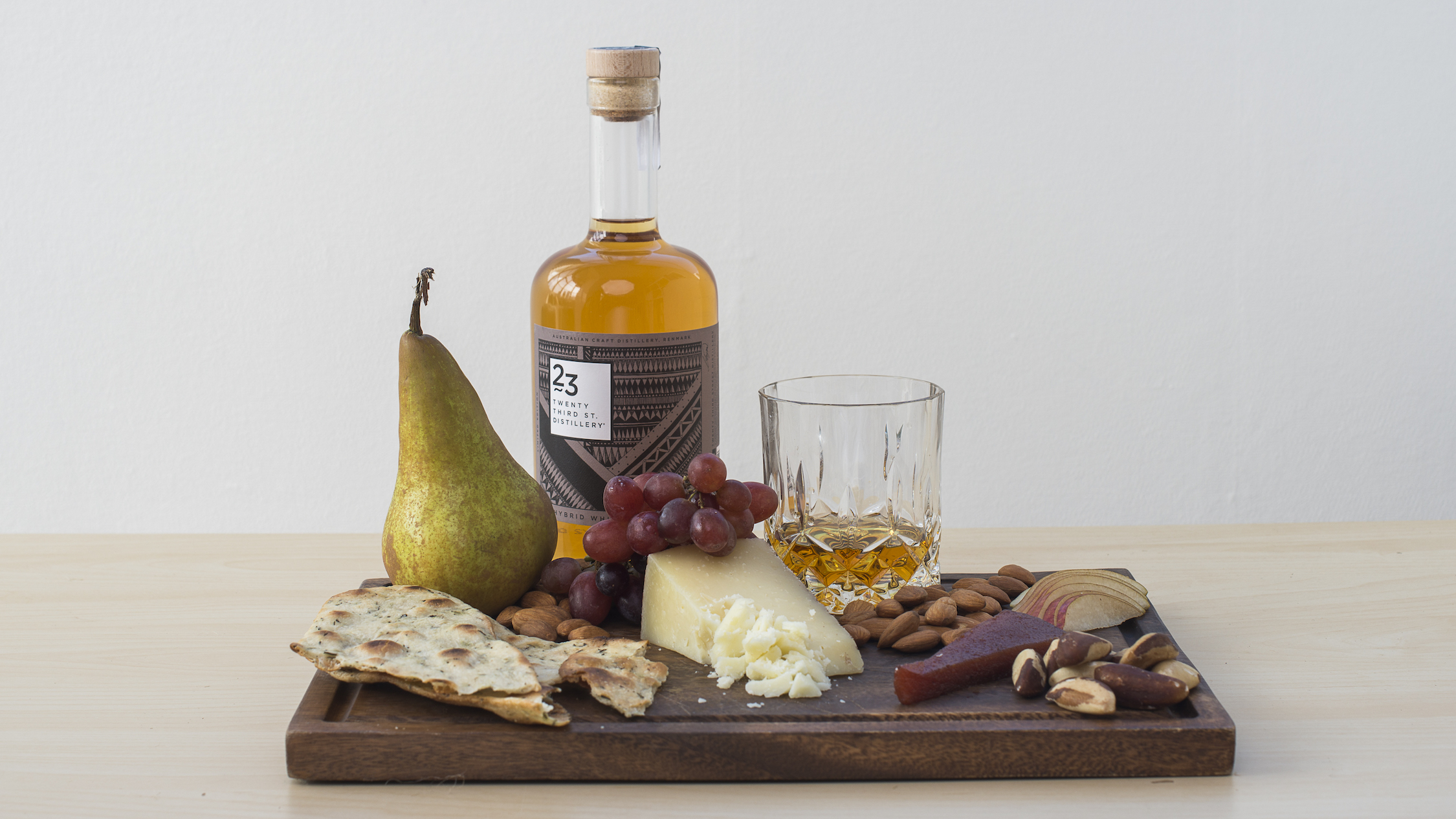 5 whisky and cheese pairings for the perfect night in