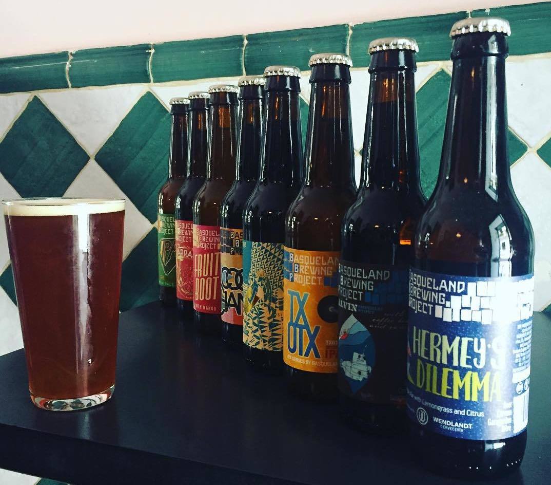 Black Mamba Cocktail bar