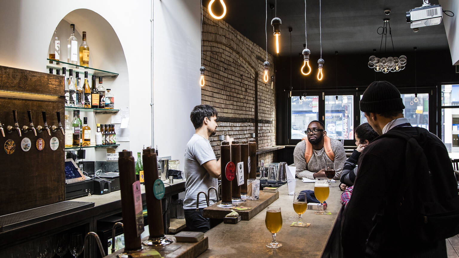 Small Beer | Bars and pubs in Crouch End, London