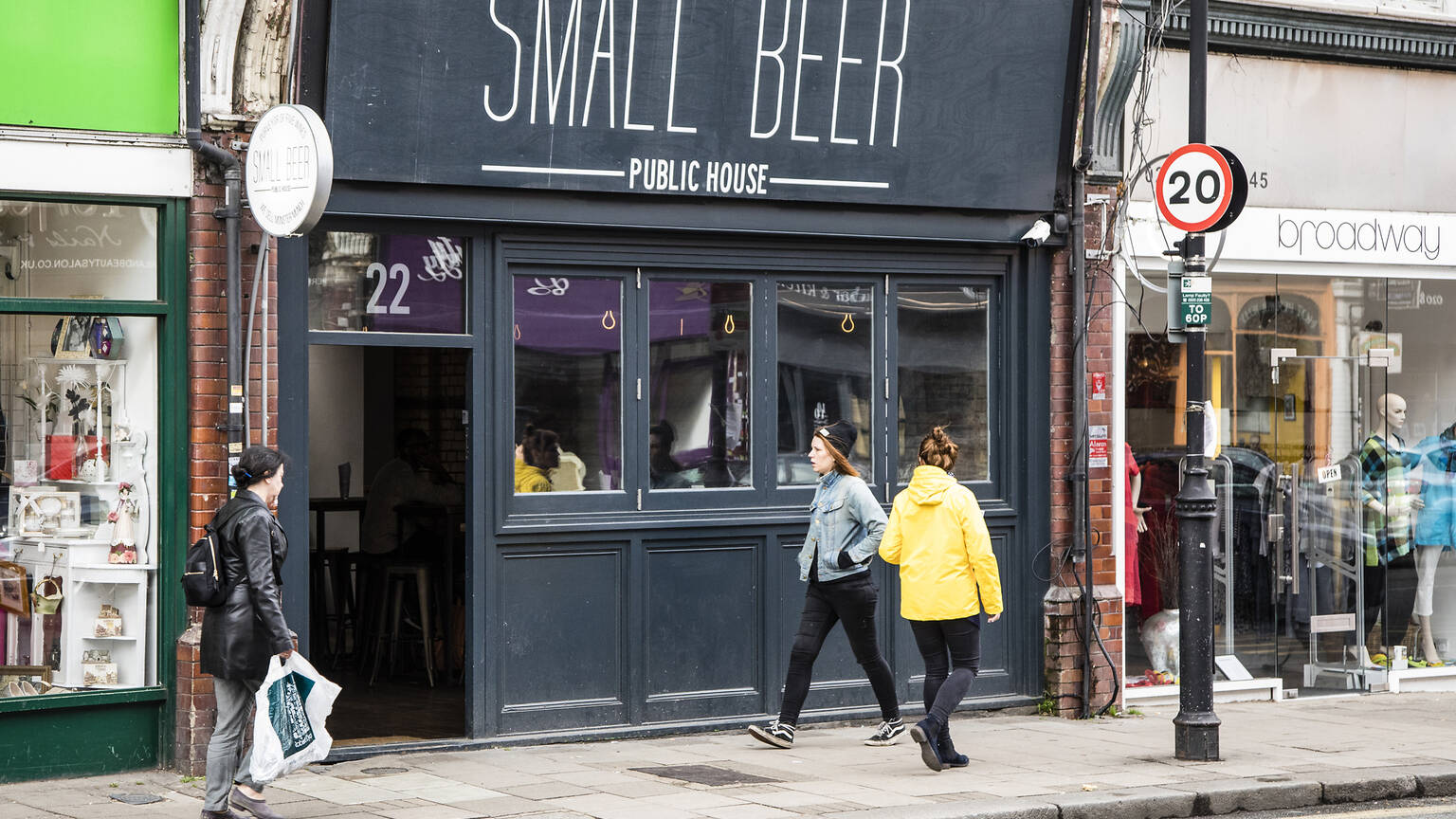 Small Beer | Bars and pubs in Crouch End, London