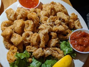 13 Best Restaurants in Virginia Beach to Eat at Now