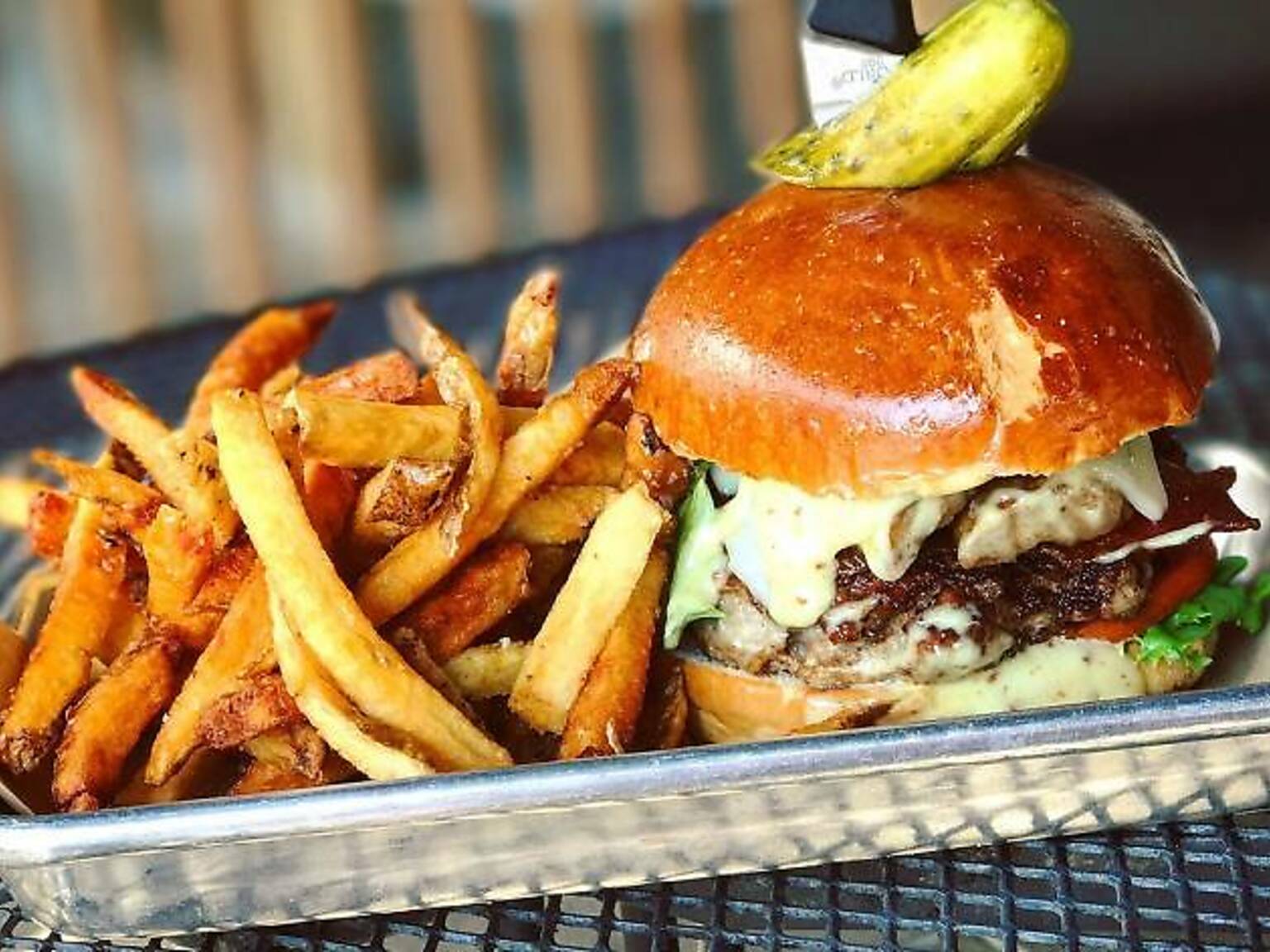 13 Best Restaurants in Virginia Beach to Eat at Now