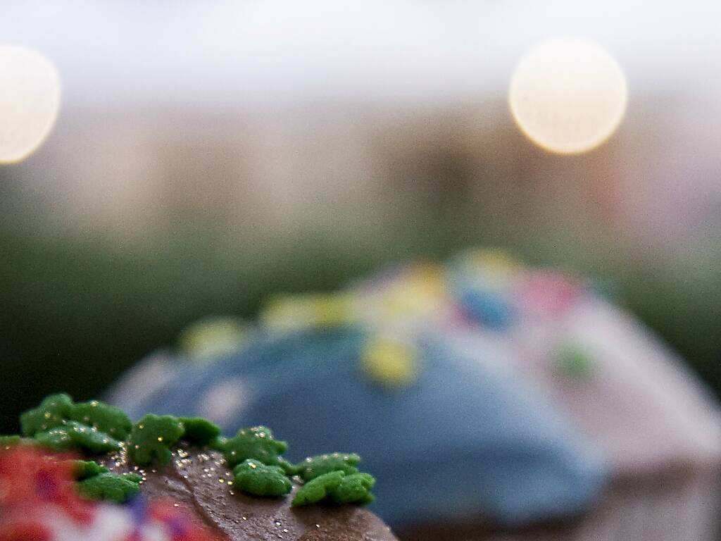 9 Best Fashion Markets In London | London Markets for Style Seekers