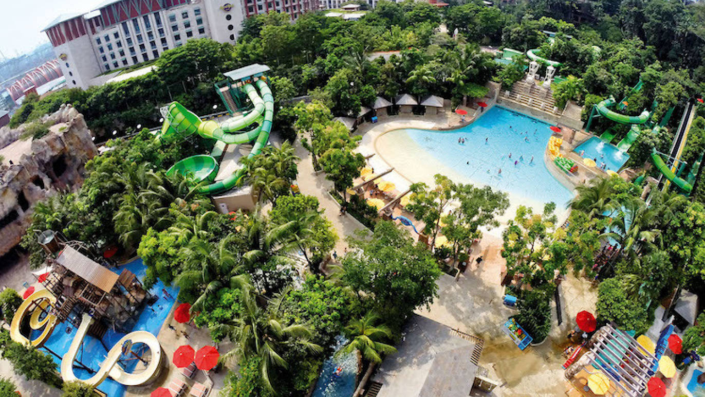 Adventure Cove Waterpark | Things to do in Sentosa, Singapore