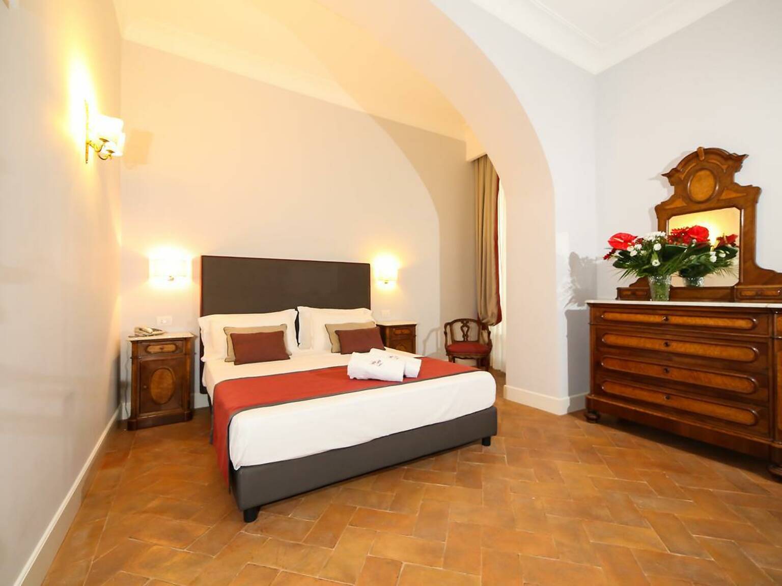 The 12 Best Hotels in Naples for 2025