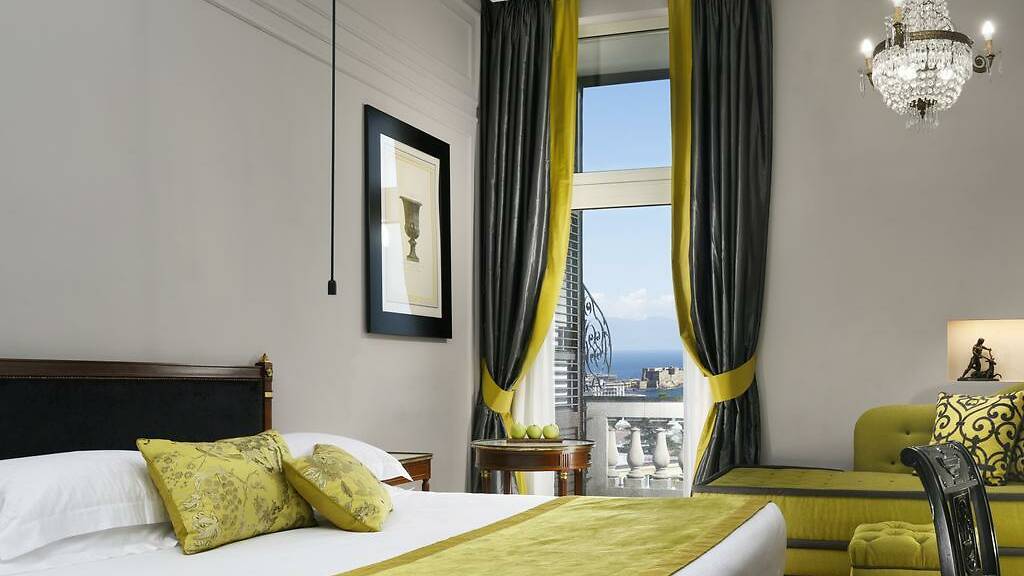 The 12 Best Hotels in Naples for 2025