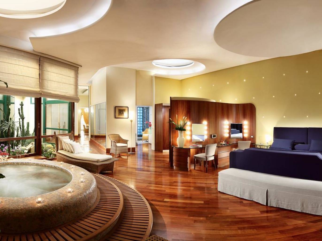 The 10 Best Hotels in Naples for 2024 | Best Places to Stay in Naples