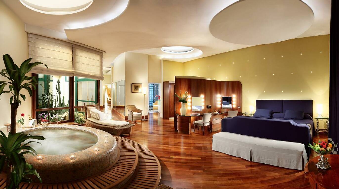 Best Hotels in Naples for 2025, Picked By Travel Experts