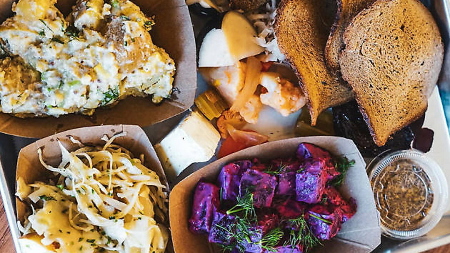 14 Best Restaurants in Cleveland for Oh-So-Delicious Food