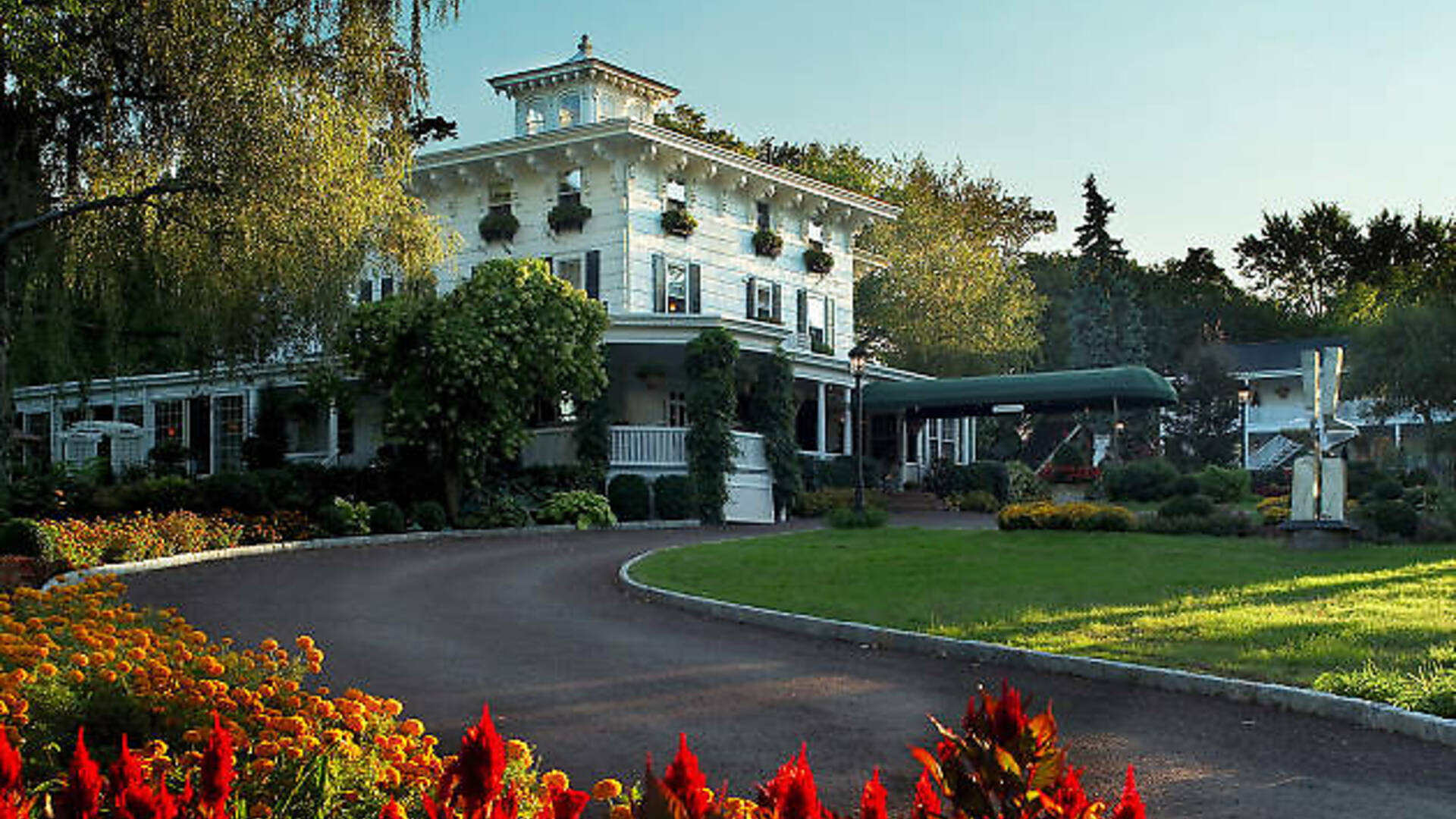 12 Most Romantic Hotels in Connecticut 2025