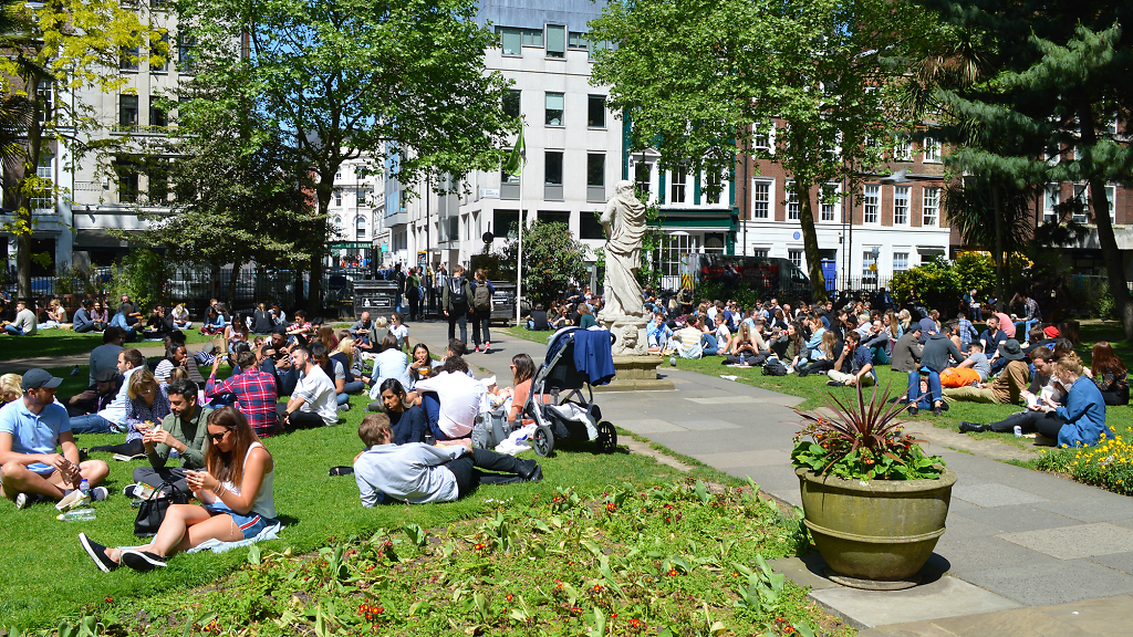 15 Best Picnic Spots in London For An Al Fresco Lunch