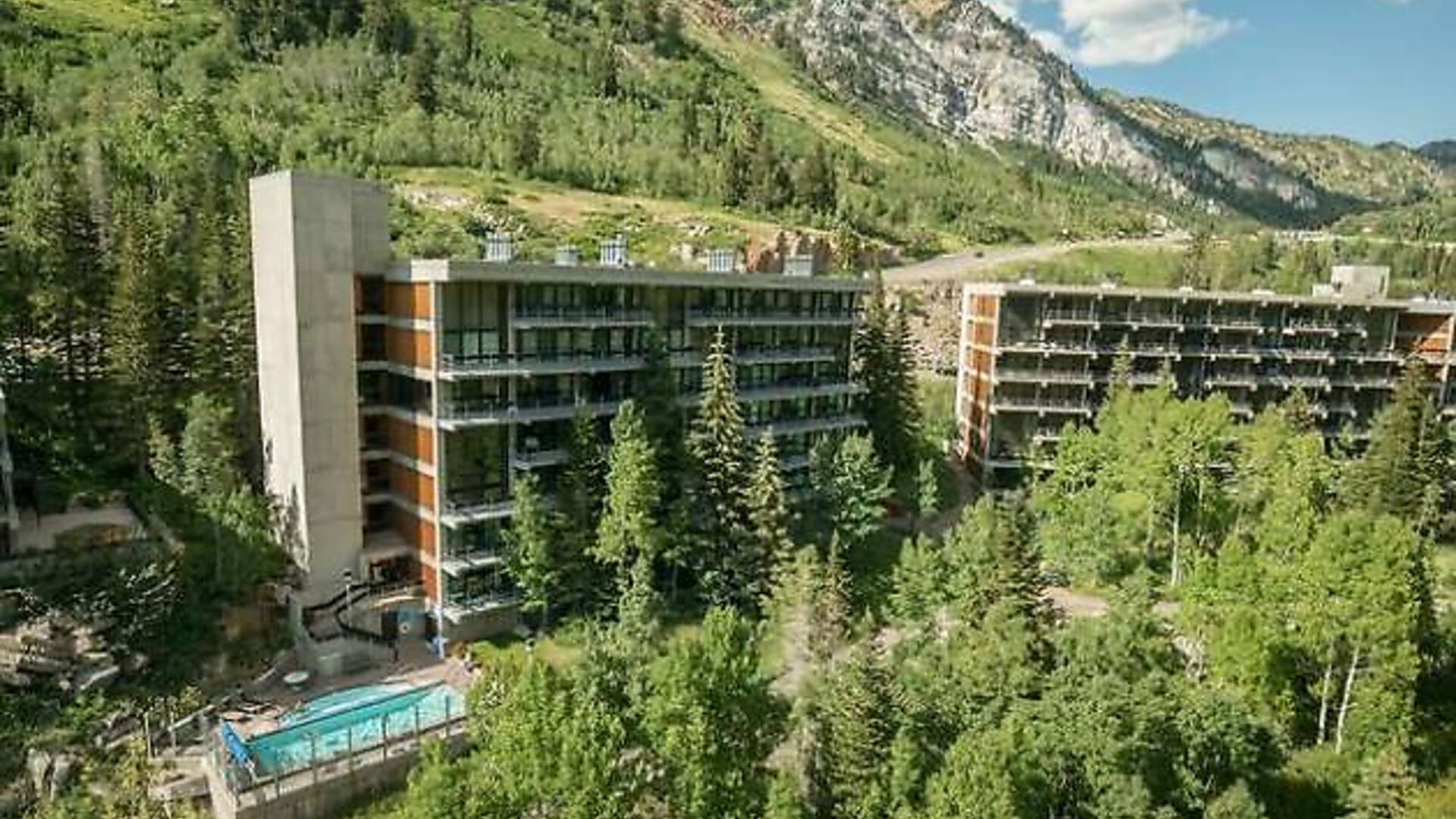 12 Best Hotels in Salt Lake City to Book Right Now