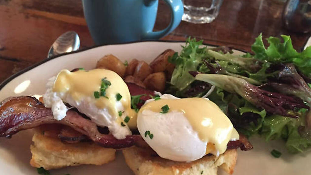 The 12 Best Restaurants in Halifax to Revive Your Taste Buds