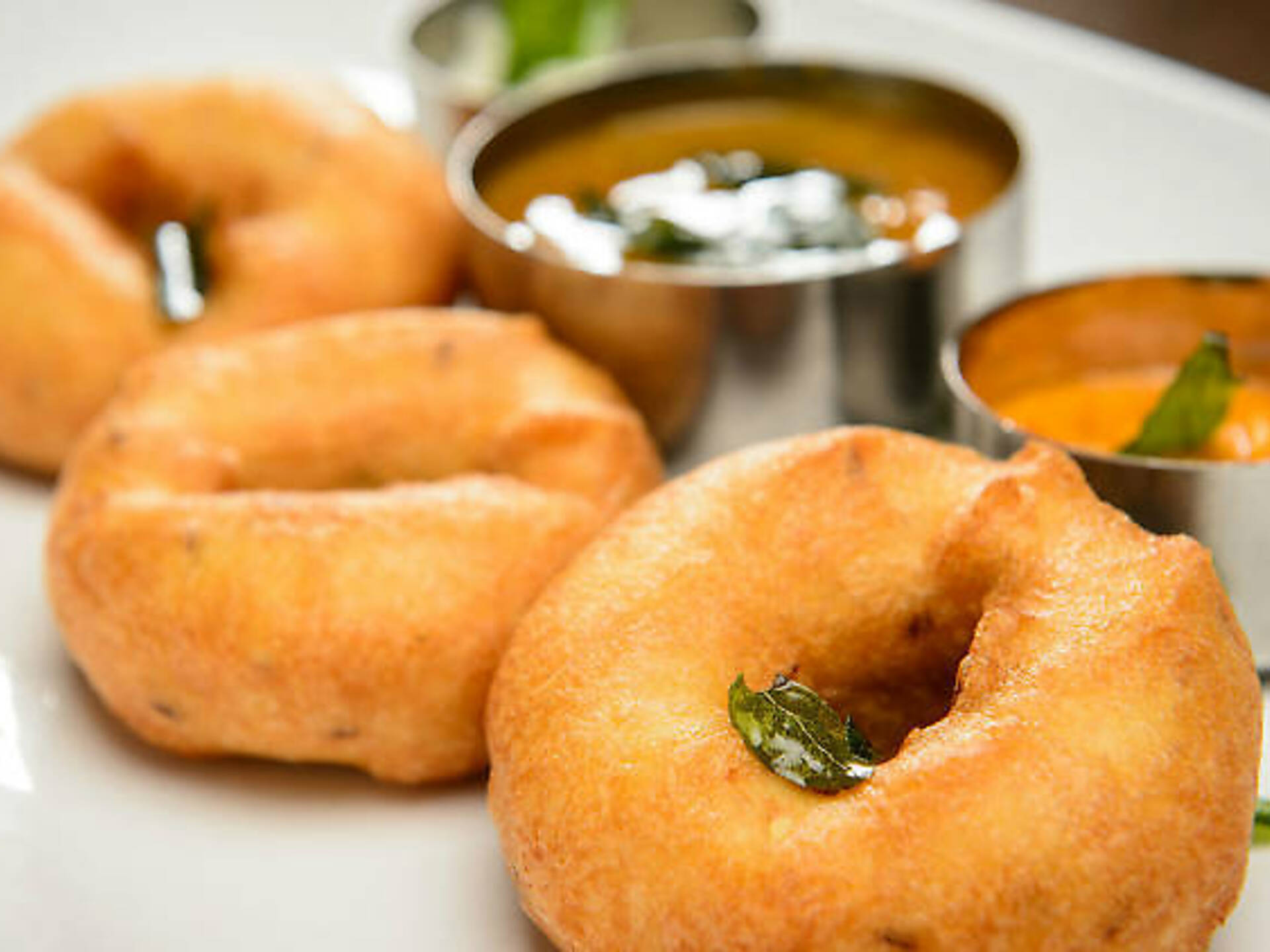 24 Best Restaurants in Leeds You Need To Try