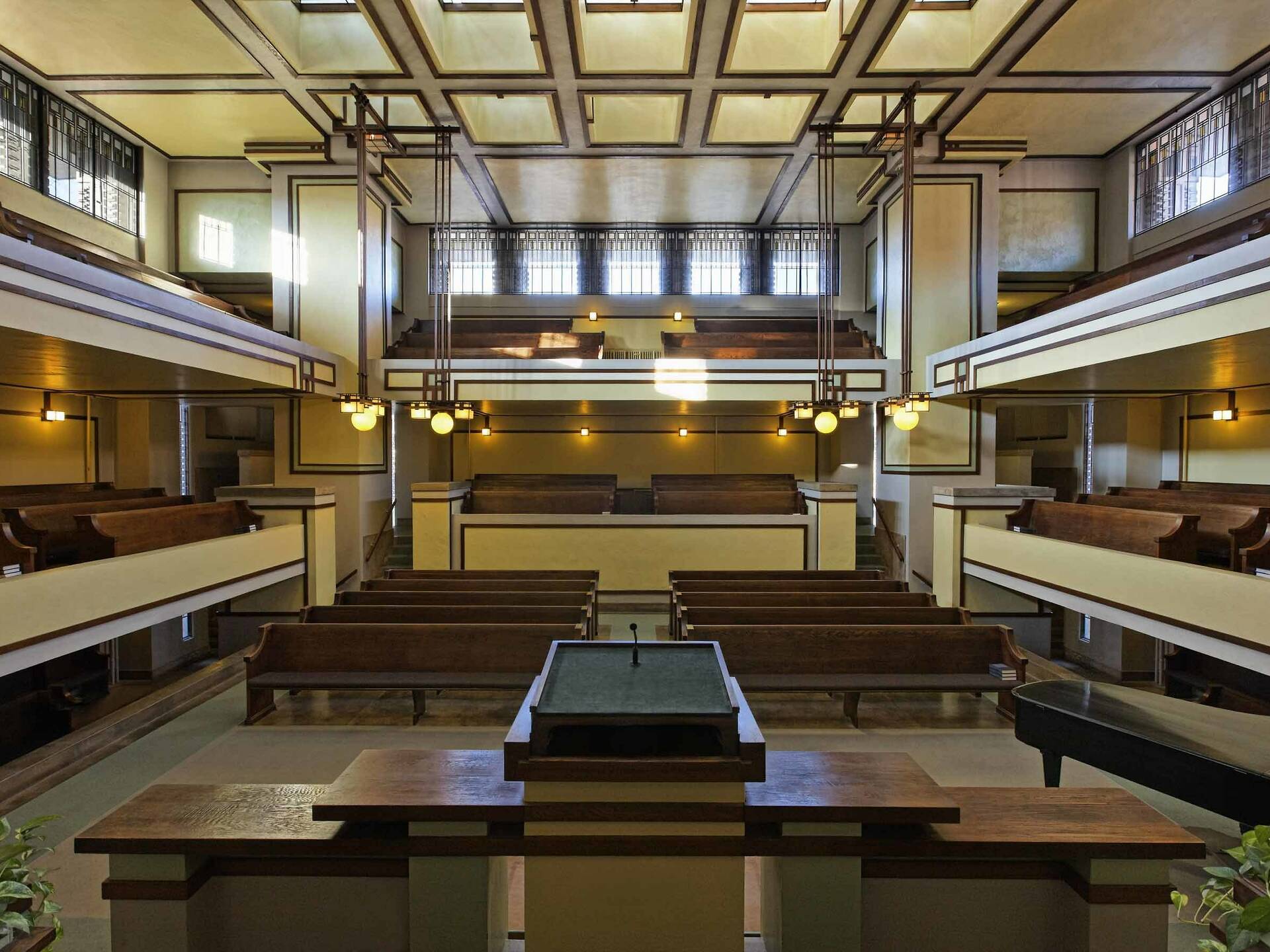 5 Chicago-area Frank Lloyd Wright Buildings You Should Visit