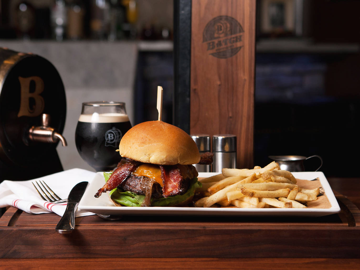 16 Best Sports Bars in Miami to Party and Cheer on Your Team