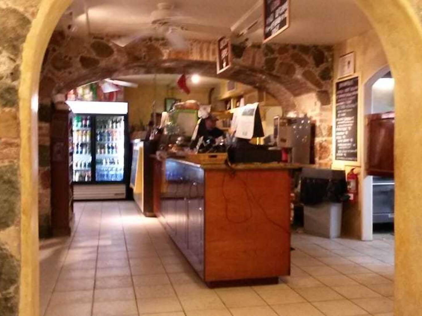 10 Best Restaurants on St John for a Taste of the Carribean