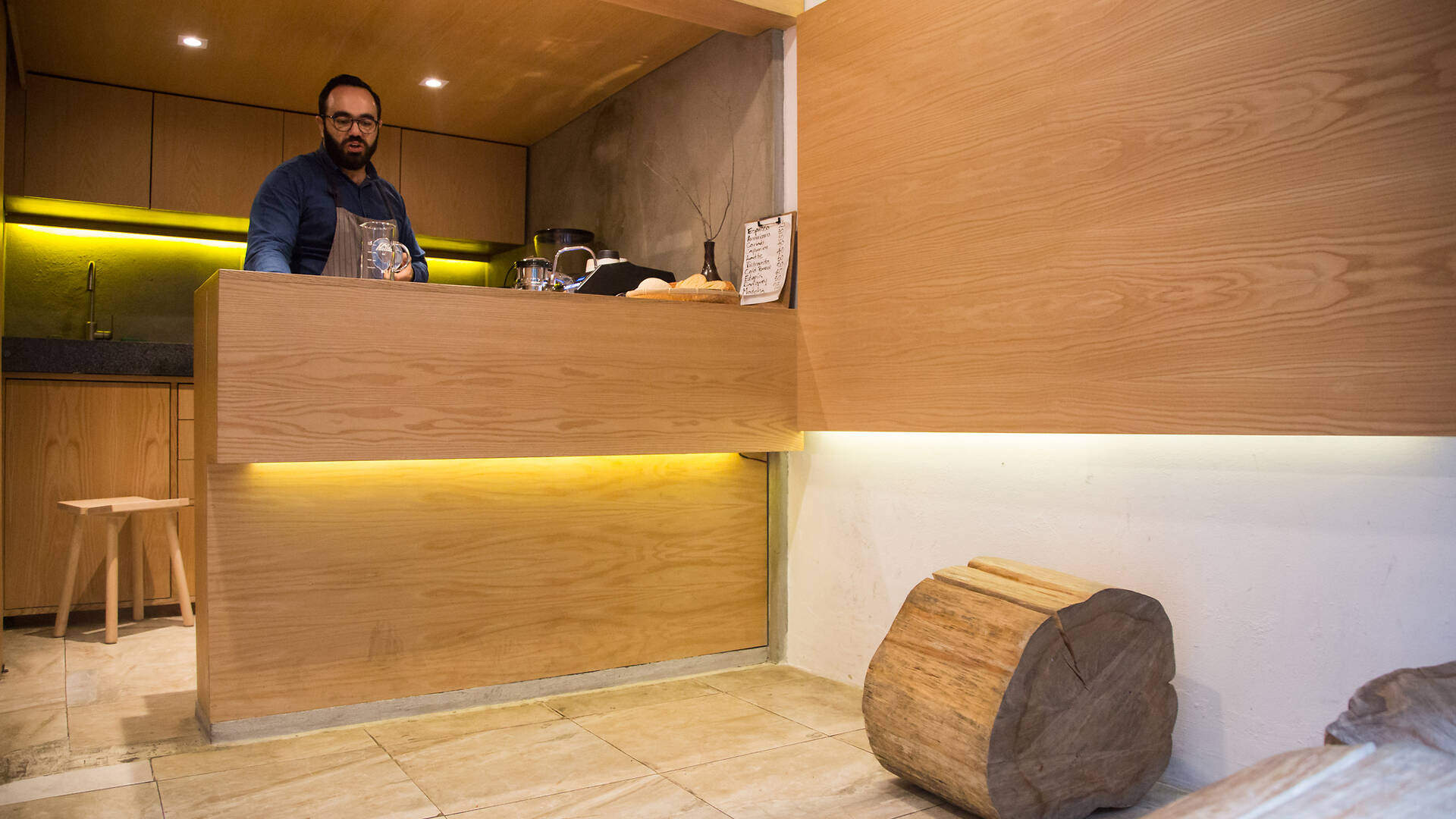 Raku Café de especialidad y matcha ceremonial