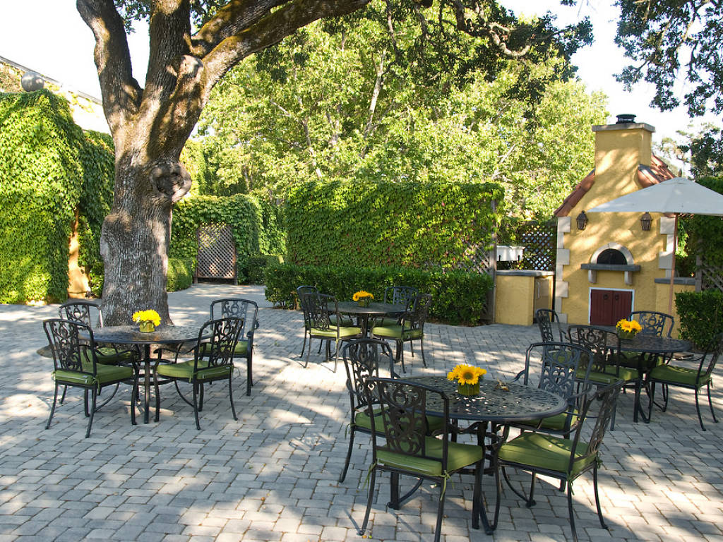 6 Farm-to-Table Winery Dinners in Napa and Sonoma