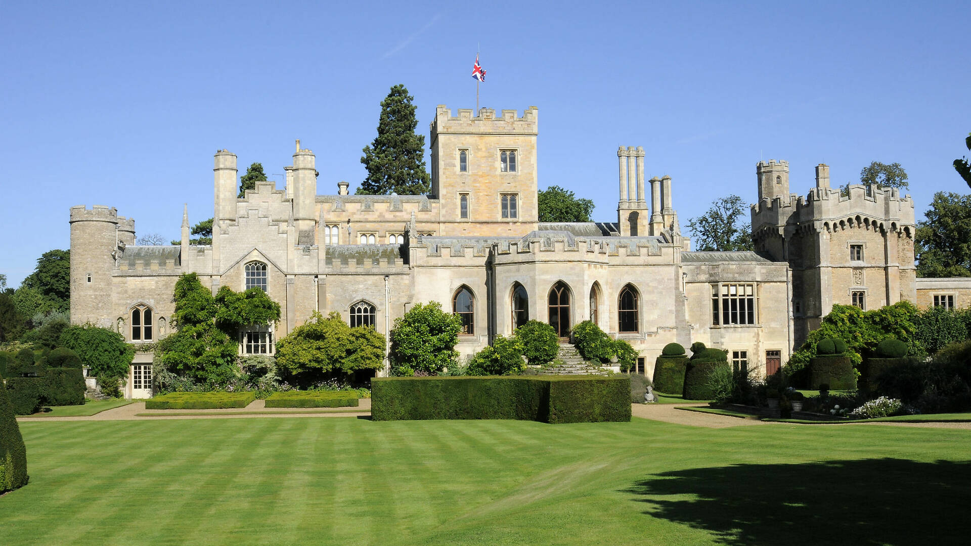 Best Things To Do in Peterborough | 13 Awesome Attractions