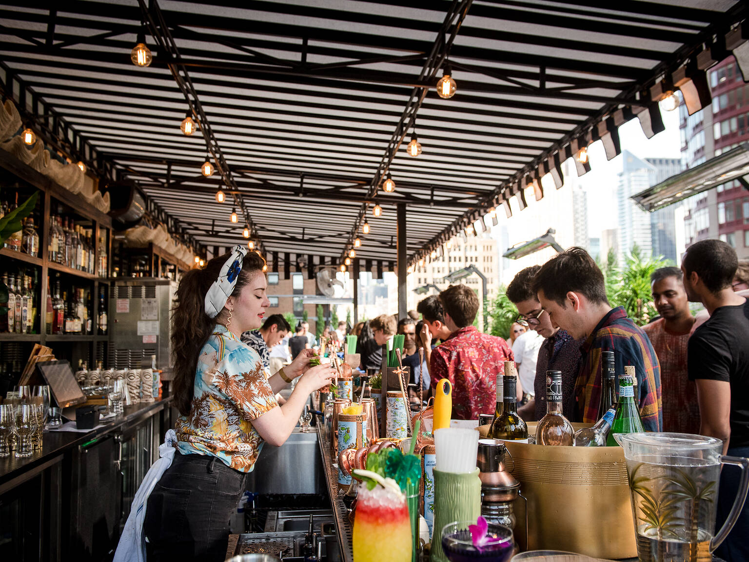 10 of the Best Bars in Hell's Kitchen to Visit