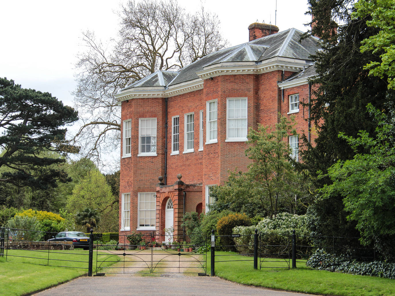 Things To Do in Surrey | 9 Must-See Attractions