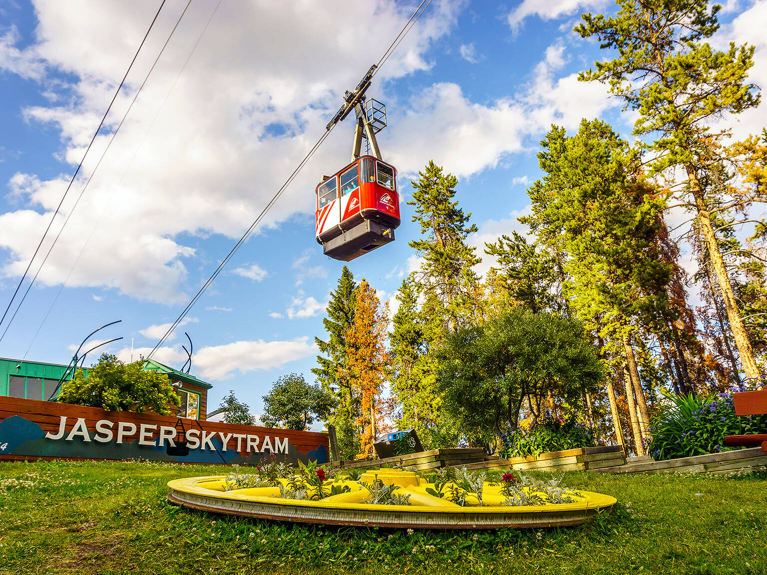 Things to Do in Jasper | 14 Incredible Attractions and Activities