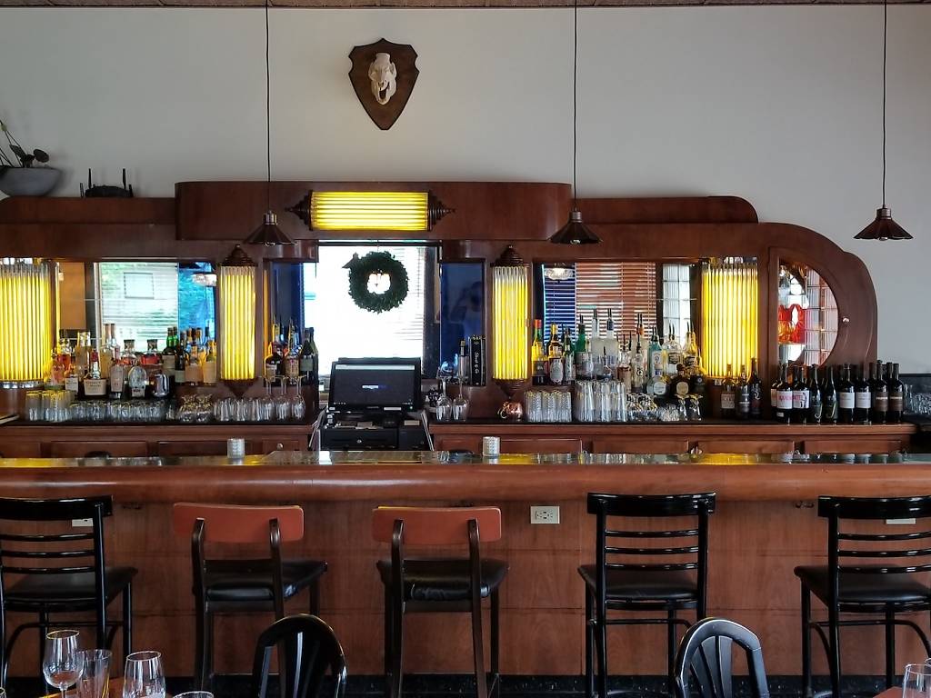 15 Best Restaurants in Milwaukee | Top Places to Eat Out