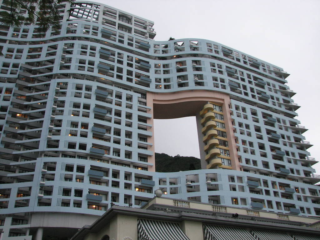 Hong Kong buildings with iconic feng shui features