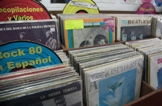 La Tienda Del Disco De Vinyl, un rincón para amantes de los discos de ...