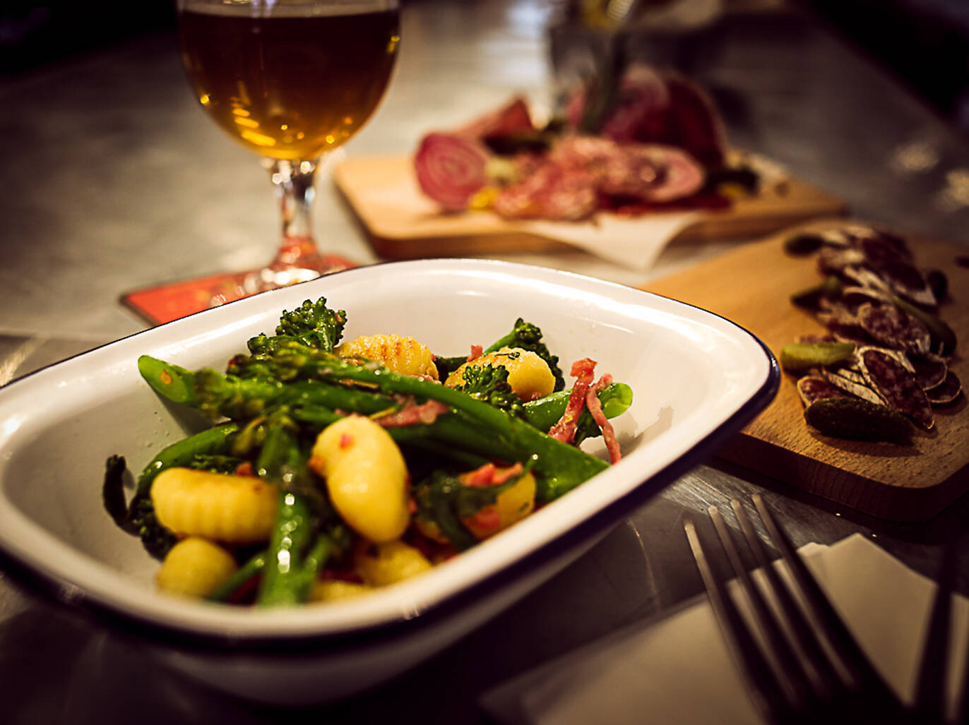 14 Best Restaurants in Nottingham To Book Right Now