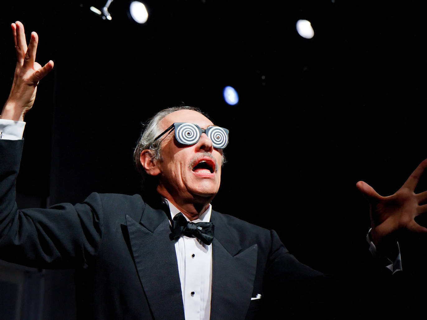 Best Magic Shows to See in NYC Right Now