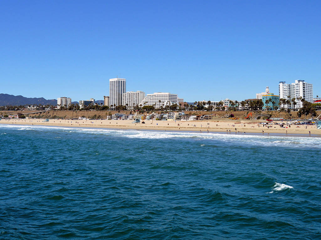 15 Best Beaches in California for Sunbathing, Surfing and Swimming