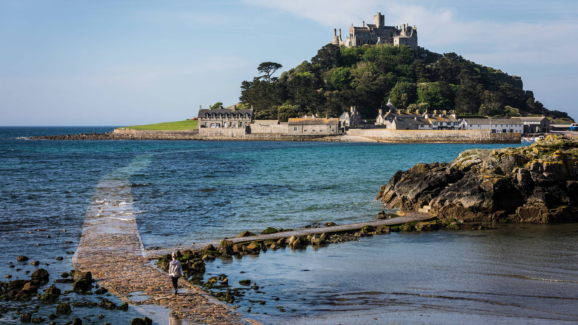 14 Best Things To Do in Cornwall Right Now