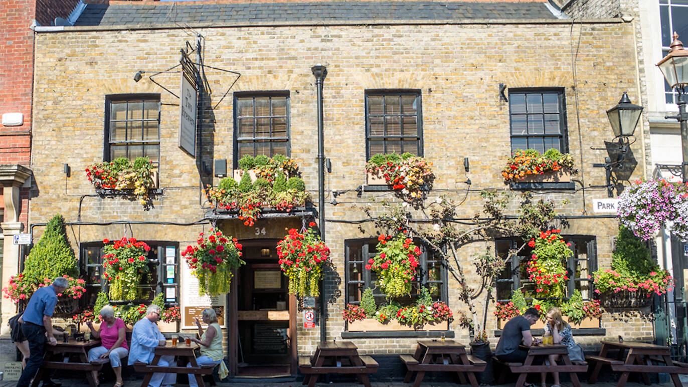 12 Best Restaurants in Windsor You Need To Try Right Now