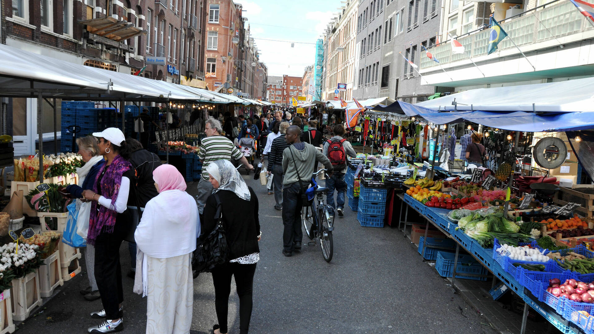 13 Best Markets in Amsterdam According To A Local