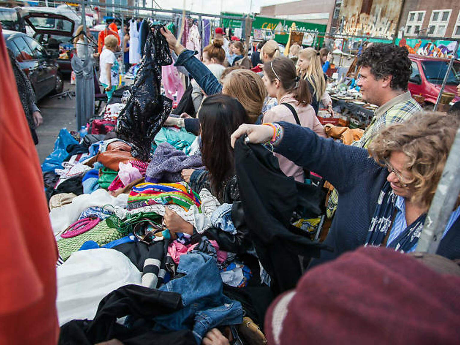 Best Markets in Amsterdam: Albert Cuypmarkt, Flower Markets And More ...