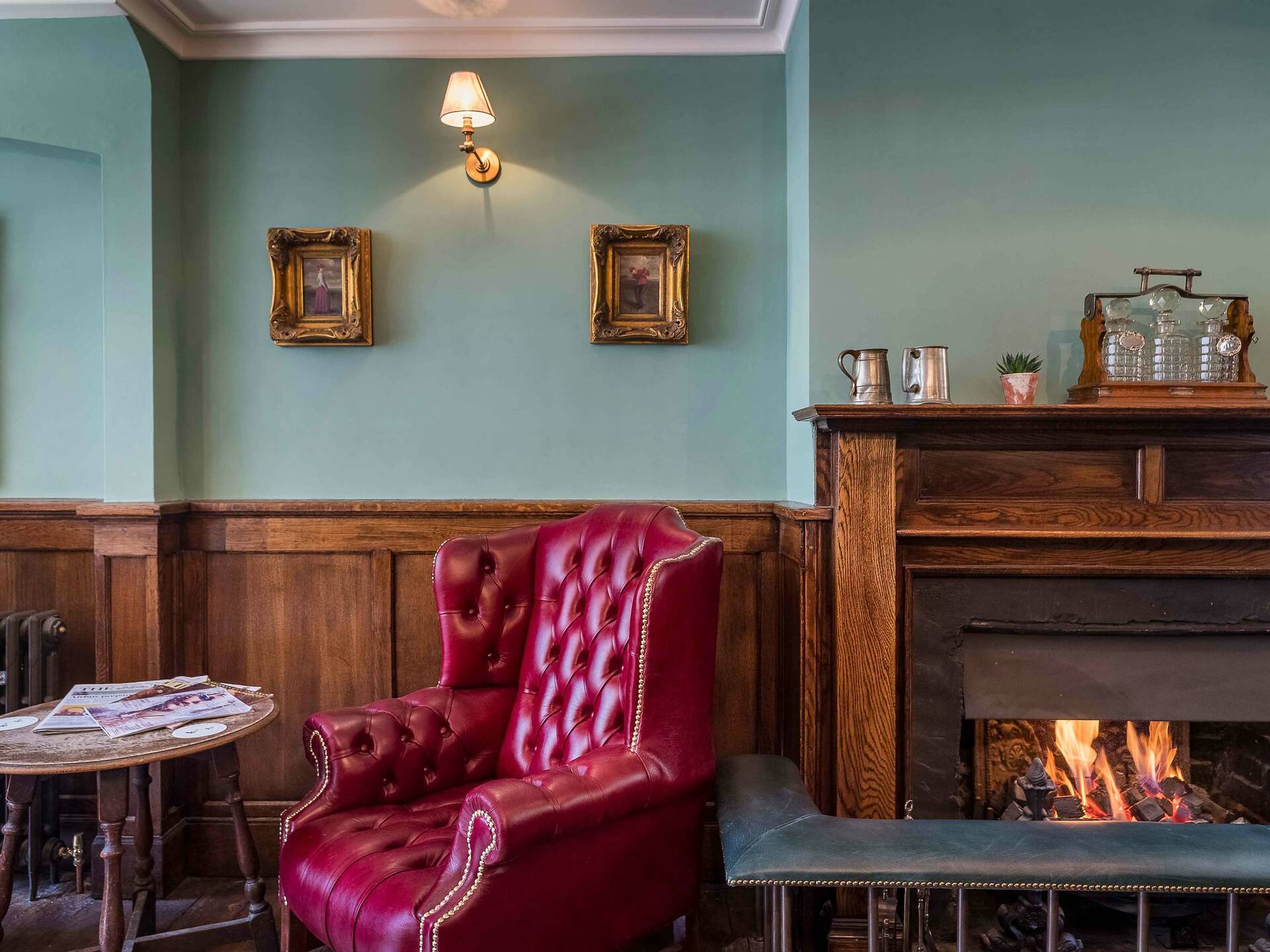10 Best Pubs In Chelsea For A Fancy Pint And Pub Grub