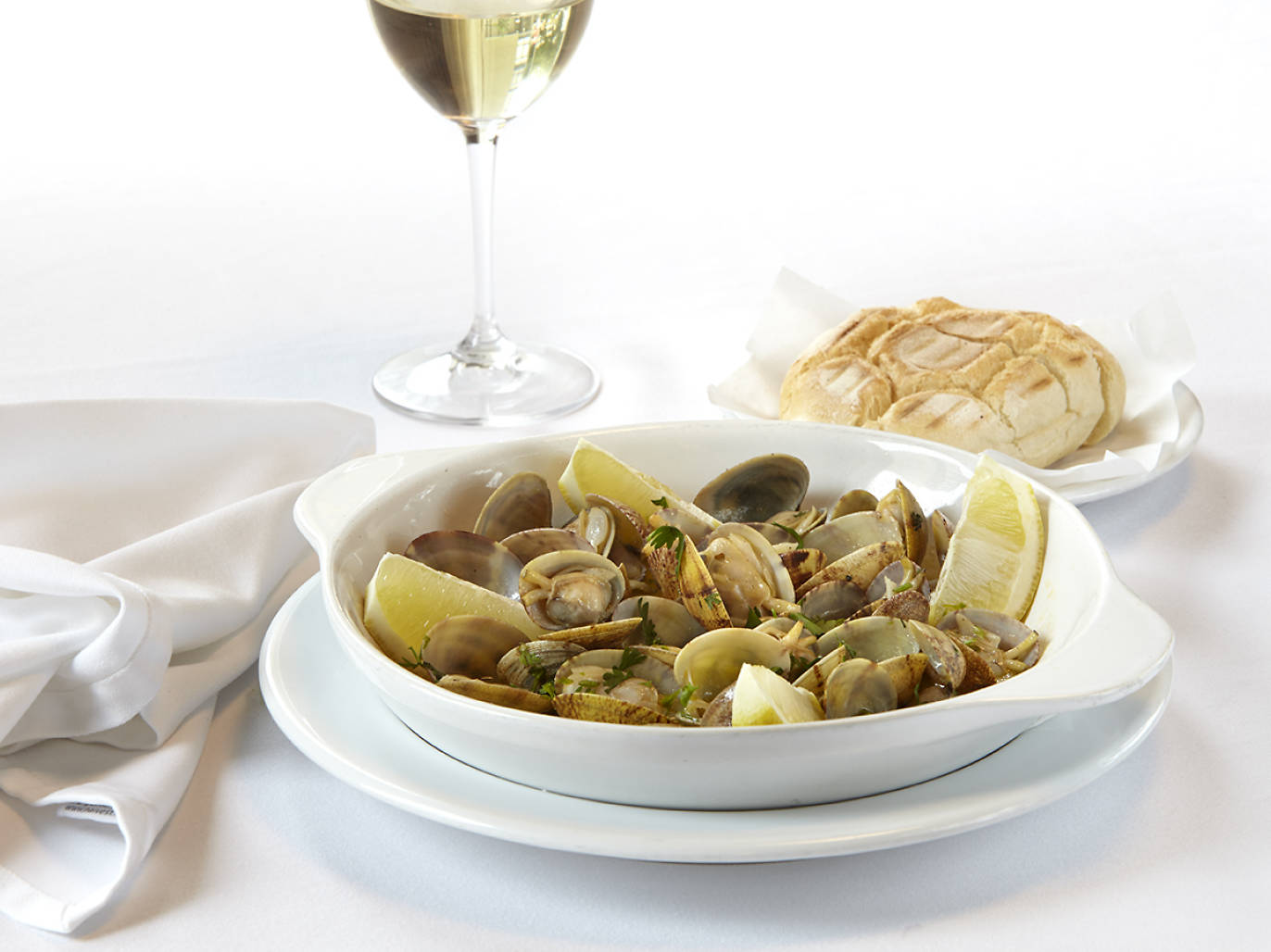 12 Best Seafood Restaurants in Porto, By Local Critics
