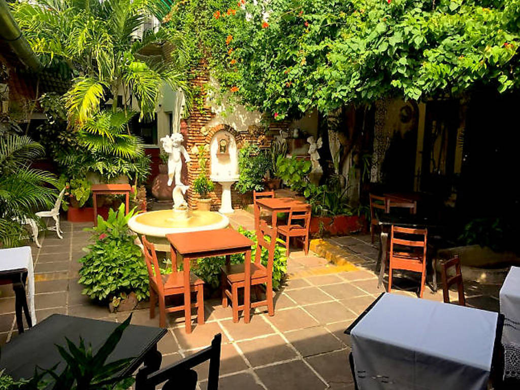 20 Best Restaurants in Cuba for Delicious Dinners