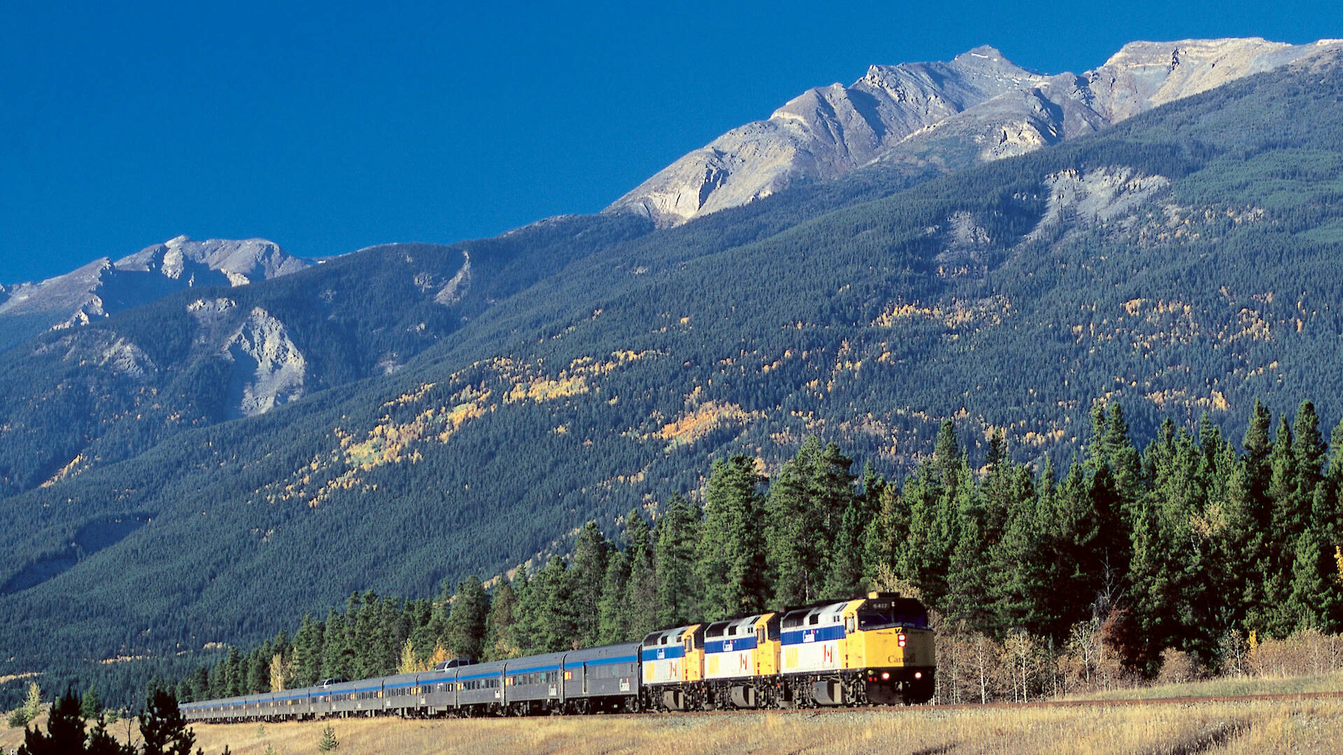 Things to Do in Canada | 14 Attractions and Activities