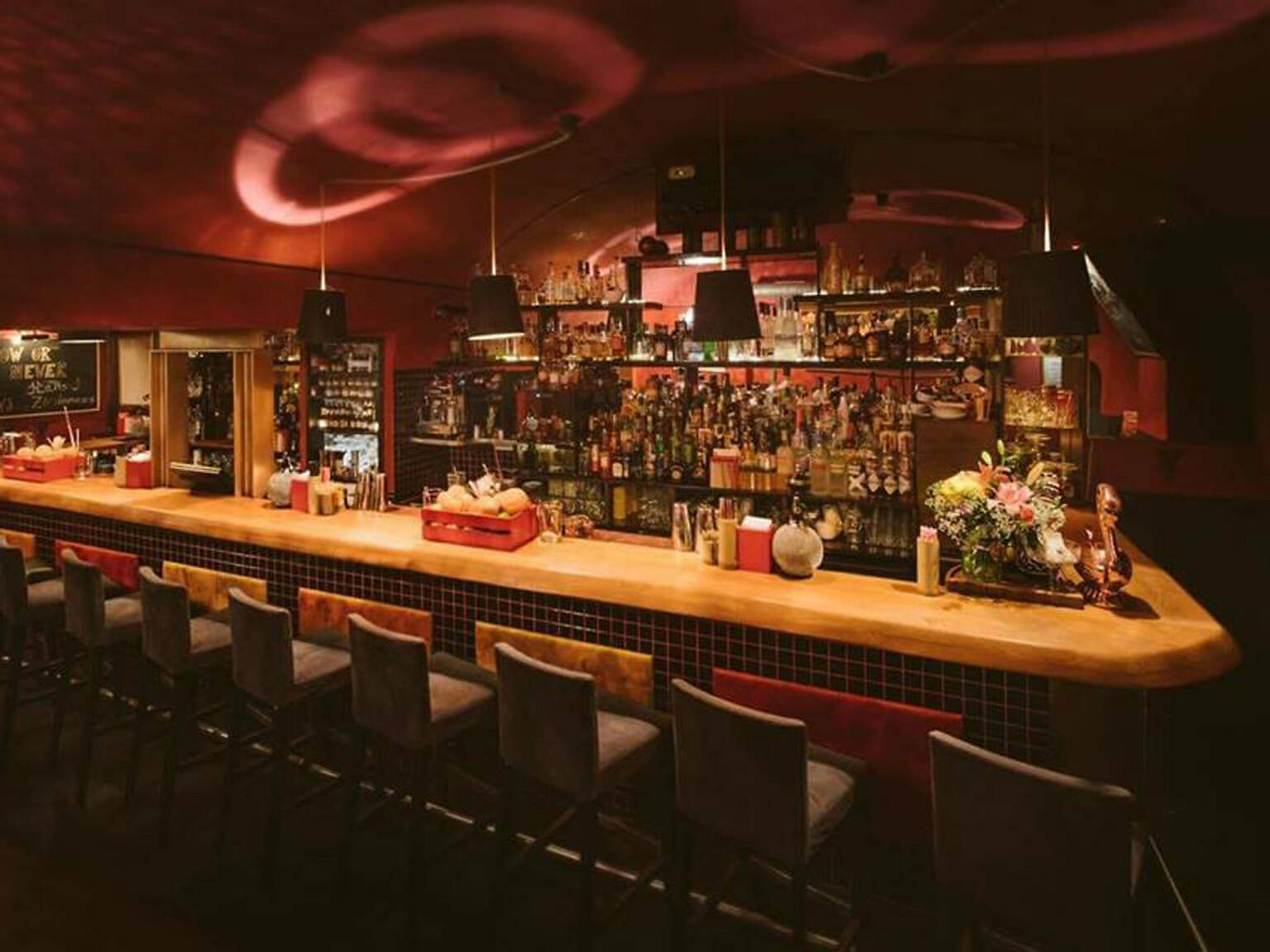 Best Bars in Budapest Guide: Unique Pubs, Rooftops And More (Updated 2025)