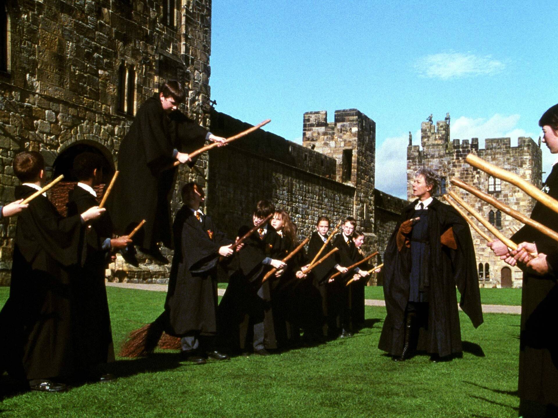 40 Best Tween Movies To Stream Now | Best Movies For Tweens
