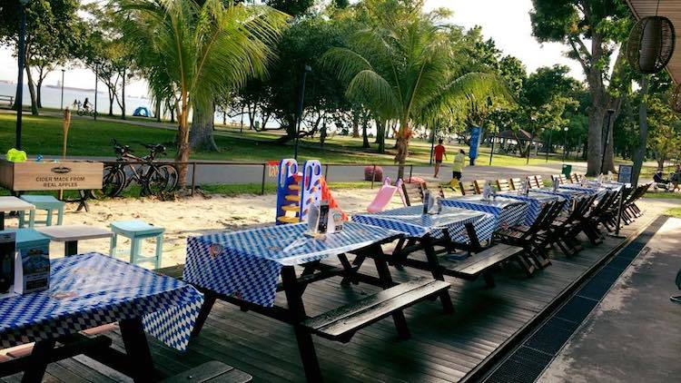 Georges Beach Club | Bars and pubs in Marine Parade, Singapore