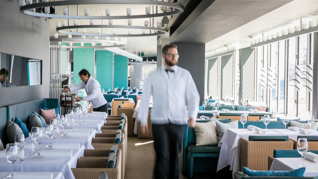 Icebergs Dining Room and Bar | Restaurants in Bondi Beach, Sydney